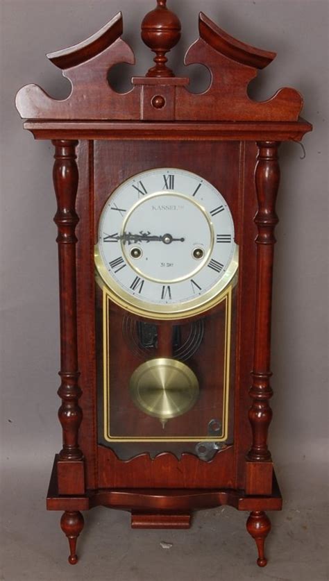 372 Kassel 31 Day Wall Clock Lot 372