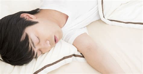 매번 입 벌리고 잔다 이 증후군 의심