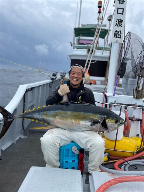 11月13日日 和歌山 串本 出雲崎 南紀 谷口渡船 磯釣り 船釣り カセ釣り グレ 石鯛 クエ 本クエ キハダマグロ 串モン アカイカ
