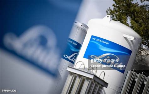 At Linde Photos And Premium High Res Pictures Getty Images