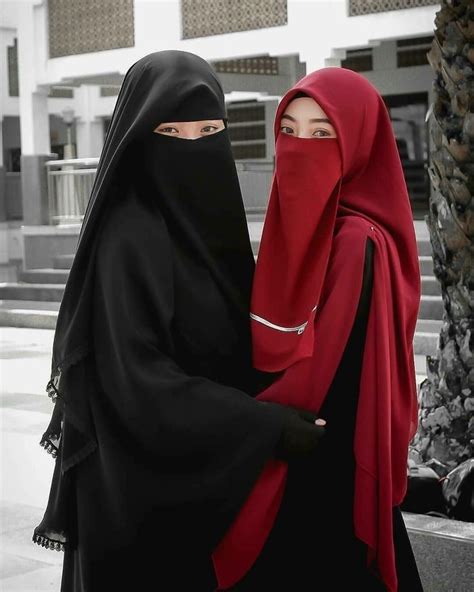 Hijab Dp With Two Friends For Whatsapp Instagram Facebook Profile
