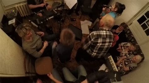 Женщина я не танцую Youtube