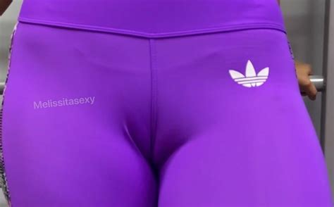 Purple 💜 : r/RealGirlsCameltoe