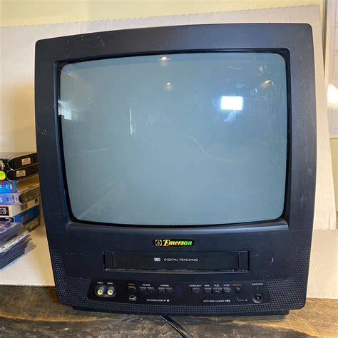 Vintage Emerson Ewc Crt Vcr Combo Tv Works Vcr Does Not