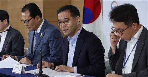 서울 전역 분양권 전매 금지 재건축 조합원 1채만 허용