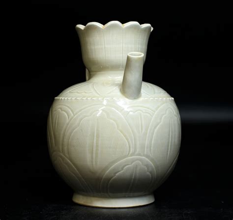 Yahooオークション 銘品 定窯白磁百合口水注・宋時代 中国古玩