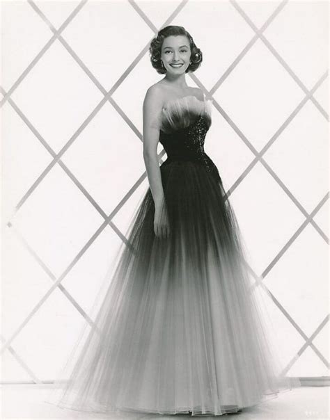 40 Gorgeous Photos Of Patricia Neal In The 1940s And 50s ~ Vintage