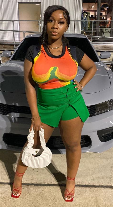 Ebony Busty In Orange And Green Dress R2busty2hide