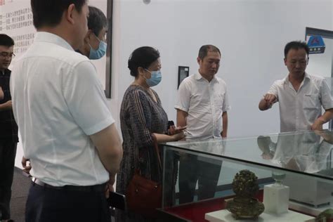 长丰县县委常委常务副县长石磊中科科技培训中心常务副主任齐明钢等一行莅临我司调研指导 合肥露笑半导体材料有限公司