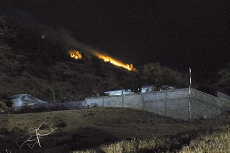 Feu de broussailles à Cul de Sac Journal Le Pélican à Saint Martin