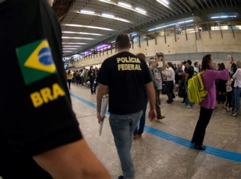Mundo Positivo Pf Combate Esquema Criminoso Que Atuava Em Fundo De