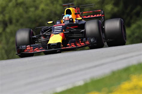 F1ベルギーgp：各ドライバーのタイヤ選択 【 F1 Gate Com