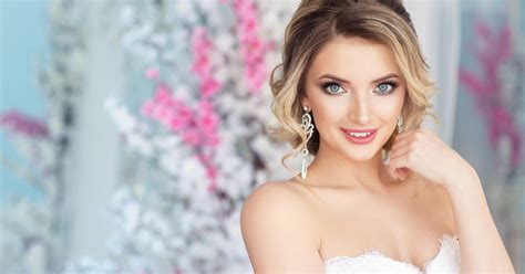 She Made Her Stepmom Leave Her Wedding But She Never Made It Clear She Wasnt Invited In The