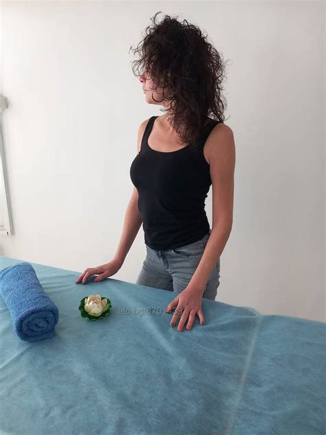 София ~МИМИ~ПРОМОЦИЯ голичка масаж с освобождаване 150 може и френска 90 само масаж с освобо