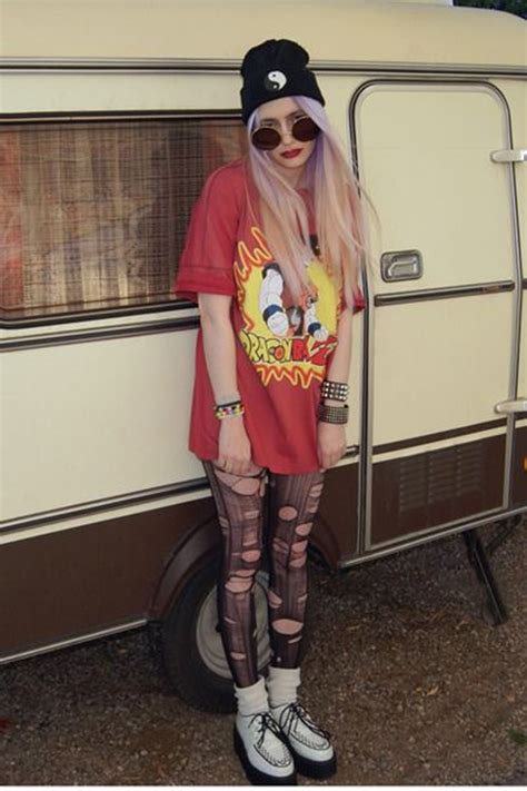 Hot เสื้อยืดวินเทจสกรีนลาย หยิบมาใส่เมื่อไหร่ก็เท่ Ladyissue เว็บ