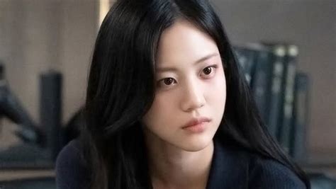 4 Fakta Menarik Hong Hwa Yeon Lawan Main Park Hyung Sik Di Drama