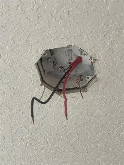 Connecting Light Fixture R Askelectricians