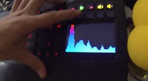 These Trackpad Winamp Visualizations Really Whip The Llamas Ass Hackaday