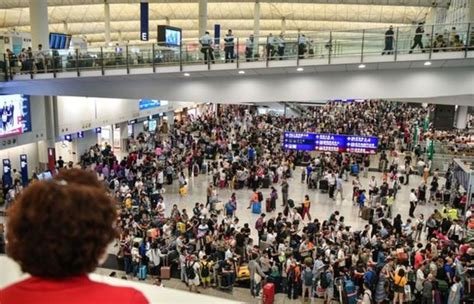 港府谴责暴徒破坏行径：野蛮，令人愤慨暴力香港机场新浪军事新浪网