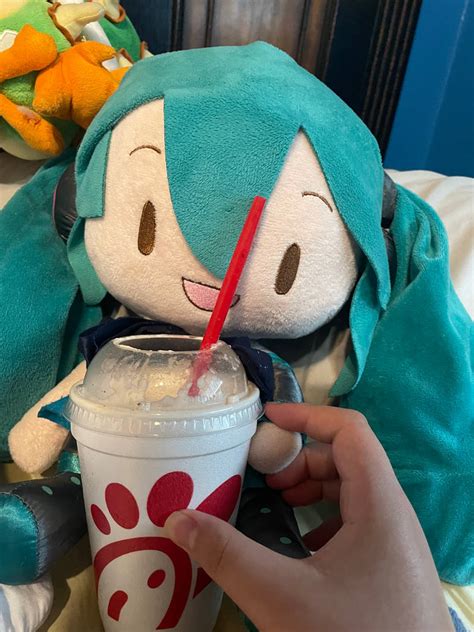Miku Drinking Cookies And Cream Milkshake By Alexcx010 On Deviantart