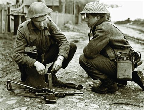 DIEPPE RAID, Canadian Soldiers’ Introduction to the Sten Gun ...