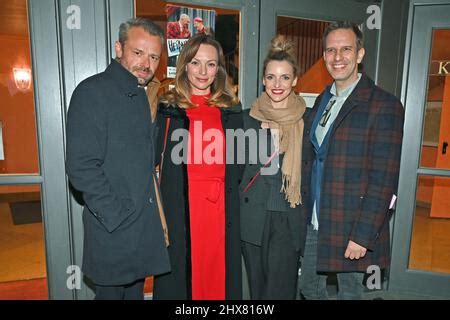 Viola Wedekind Und Sven Waasner Bei Der Premiere Von Der Sittich La