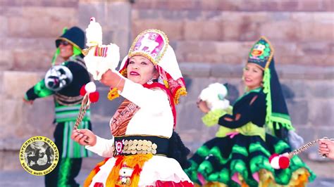 Llamerada Collavicc Puno Reavivando la Tradición y Devoción a la