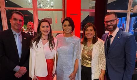 Seiff Posta Foto Deputadas E Profetiza Futuras Senadoras Jovem Pan