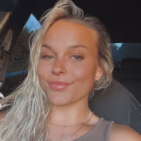 Ashlyn Lindsey Williams Ashlyn Lindsey Threads Say More