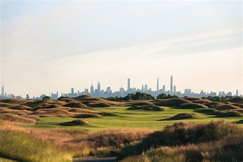 Tour Our Bronx Golf Course Bally S Golf Links At Ferry Point