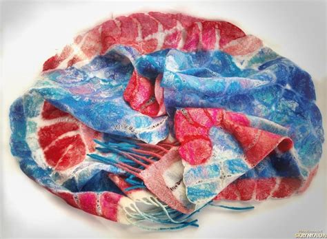 Купити Валяний шалик ЯСКРАВИЙ Skrynya Ua