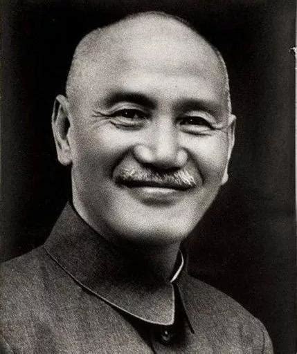 蒋介石什么学历？留学日本军校预科，成绩排倒数第8陶成章