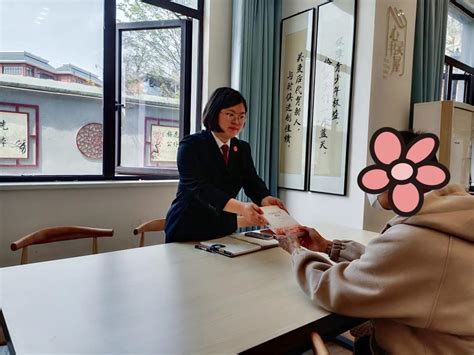 判后回访，这些孩子牵动着法官的心澎湃号·政务澎湃新闻 The Paper