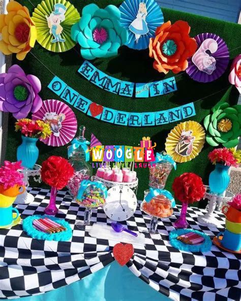 Alice In Wonderland Party Props Alice In Wonderland Party Photo Booth