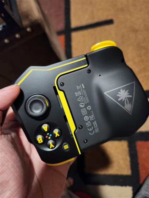 Turtle Beach Atom Finally Found A Gamepad W Analog Triggers To Use