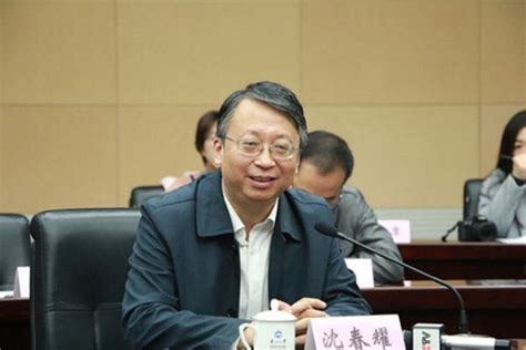 沈春耀：刚刚通过的宪法修正案共有21条 主要内容12条