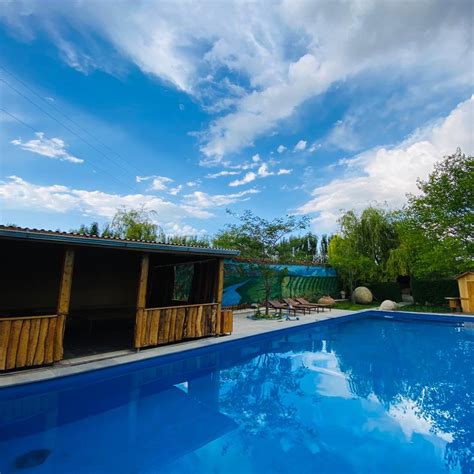 Լողավազան հանգստյան Լողավազան հանգստյան գոտի Երևանում