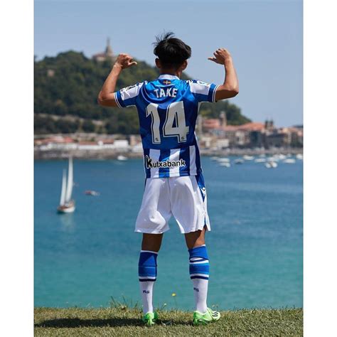 1セットから販売★レアルソシエダホーム 2022 2023年 モデル 2223 サッカーユニフォーム 久保仕様 Take 14番 シャツ