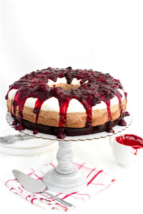 ТРОЙНО ШОКОЛАДОВА МУС ТОРТА Cake And Pancake