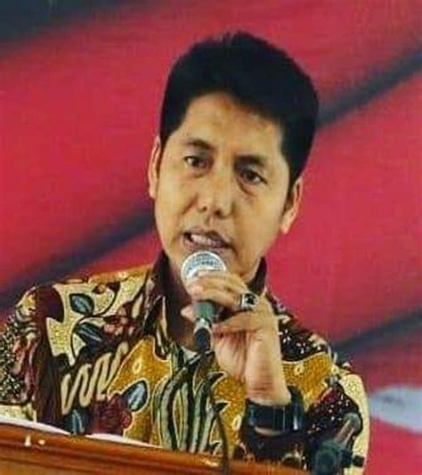 Dadang Darmawan Pasaribu S Sos M Si