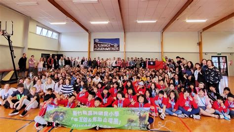 分享泰雅天籟促進台紐文化交流 竹縣tnunan五校聯盟和嘉興合唱團訪奧克蘭中小學