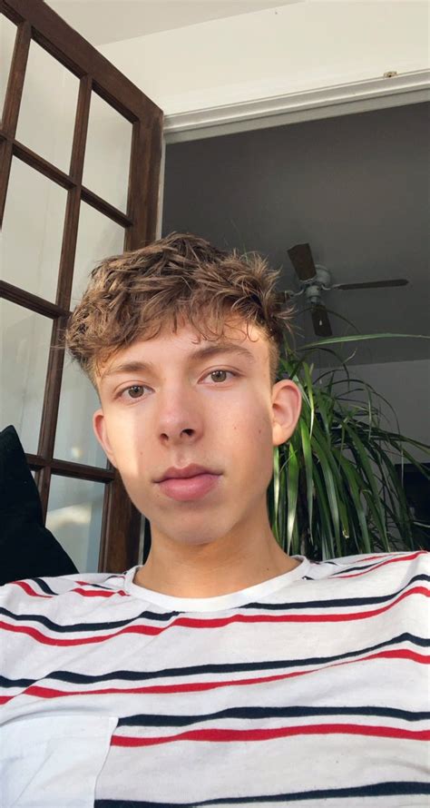 Zack On Twitter Rt For Suck Like For Kiss 😈