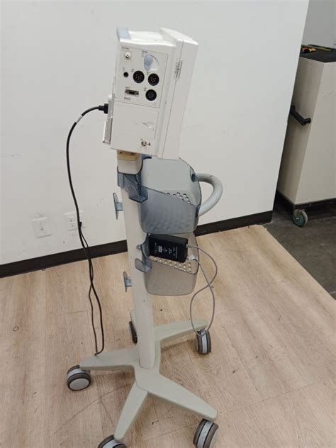 Datascope Passport 2 Vital Signs Monitor With Stand Auction 34405