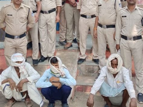 आरोपी सहित उसके भाई वह पुत्र को पुलिस ने रिश्तेदारों के यहां से उठाया