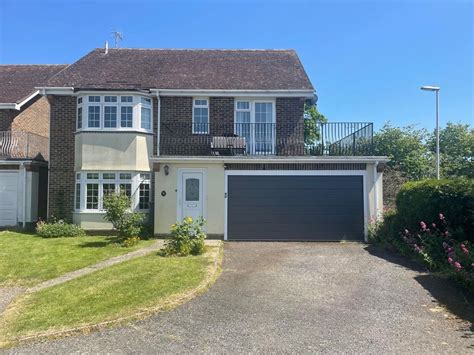 4 Bed Detached House For Sale In Vicarage Fields Worthing Bn13 Zoopla