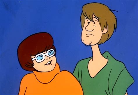 Scooby Doo Velma And Shaggy Kiss