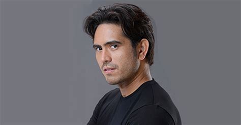 Gerald Anderson Stays Strong Random Republika