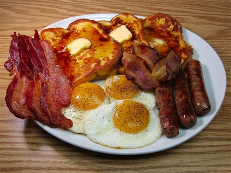 French Toast Lean And Jowl Bacon Homemade Chipolatas And Sunny Eggs Dining And Cooking