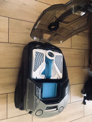 Моющий пылесос для дома Thomas Nero Aquastealth для паркета для мебели для ковров с функцией