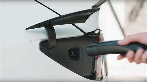 Tesla Will Not Switch To Ccs1 Inlets In North America Heres Why